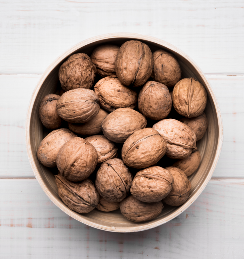 How to Use a Whole Nutmeg? – The Spice Way - Nature with Benefits